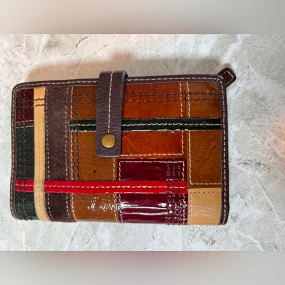 Fossil | Bags | Fossil Vintage Multicolor Patchwork Leather Bifold ...